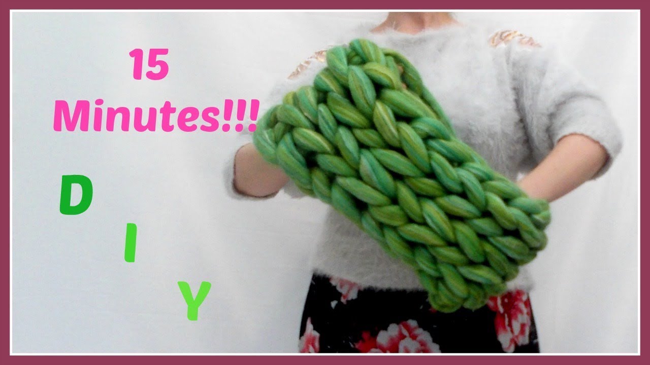 Arm Knit Scarf Tutorial (cowl/infinity scarf) - YouTube