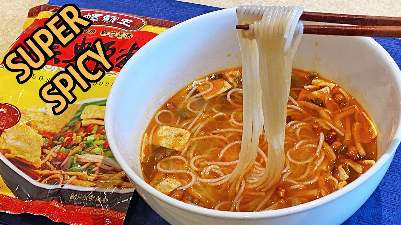 Noodle Review: River Snail Noodle Soup 螺蛳粉 | The Noodle Life - YouTube