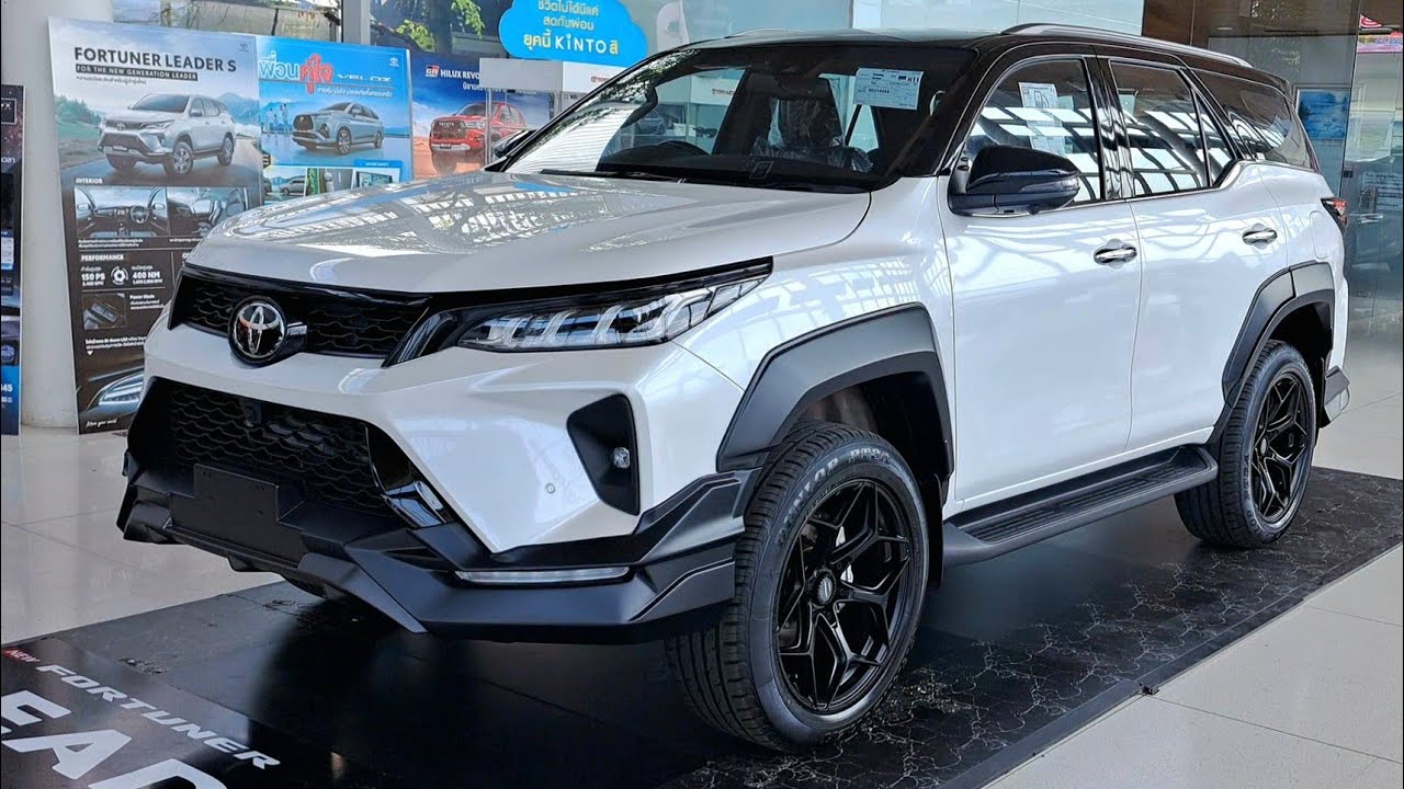 Fortuner ชุดแต่ง Wide Body 2025 พาดูรอบคัน หล่อดุดัน - YouTube