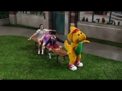Barney Song : The Airplane Song (Sing And Dance With Barney) - YouTube