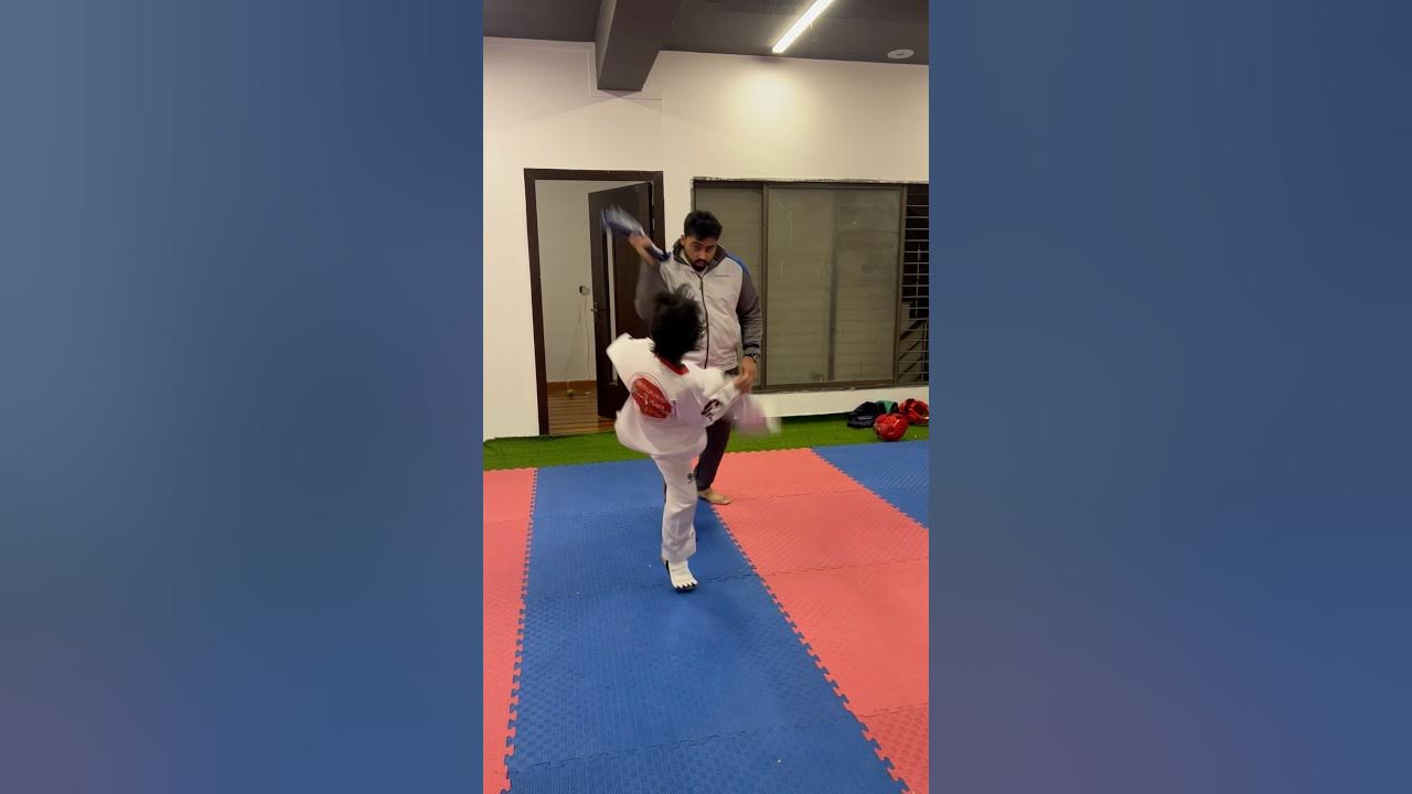 #taekwondo #fightingtechniques #combatsport #karate #taekwondomartialarts - YouTube