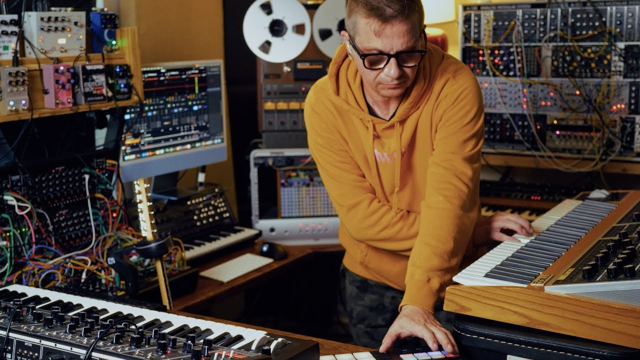 Deep House Live Set with Synthesizers Vol. 6 - YouTube