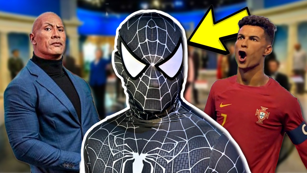 Pretending To Be A Wax Figure In Wax Museum - YouTube