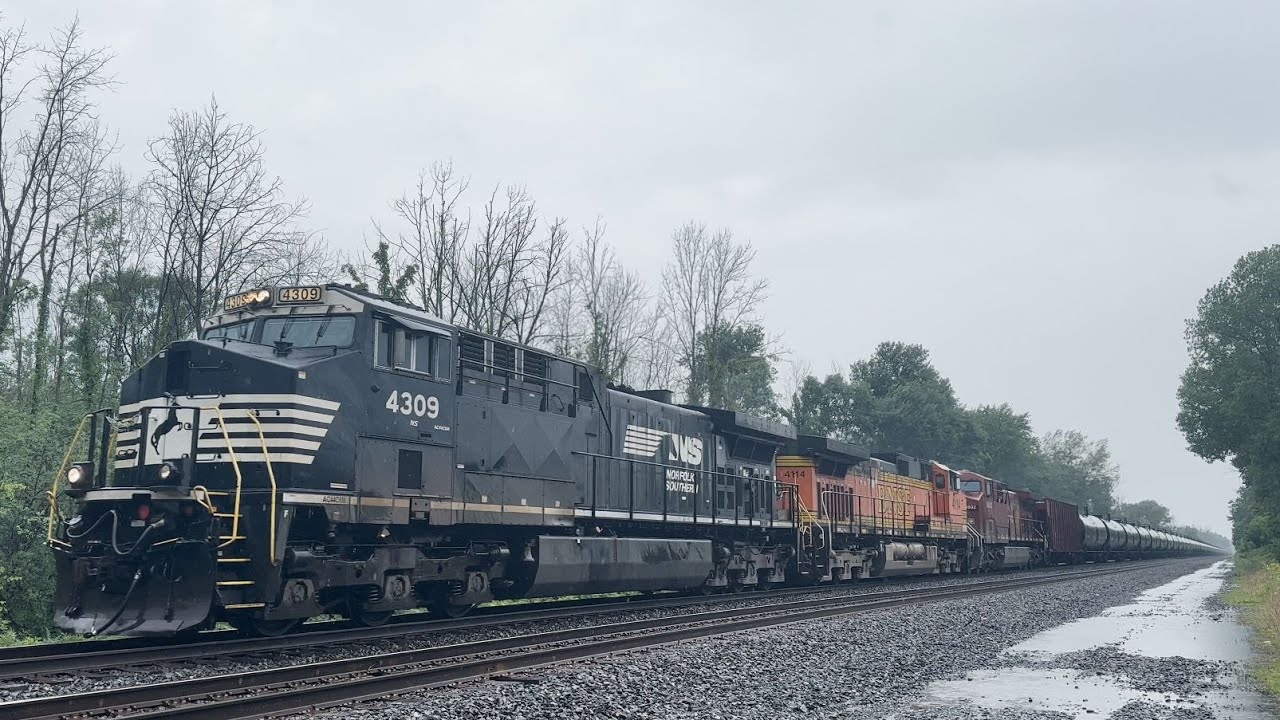 NS/BNSF/CP Trio Lead CSX B117 (Crude Oil) Thru Jordan, NY! | June 29, 2024 | 4K60 - YouTube