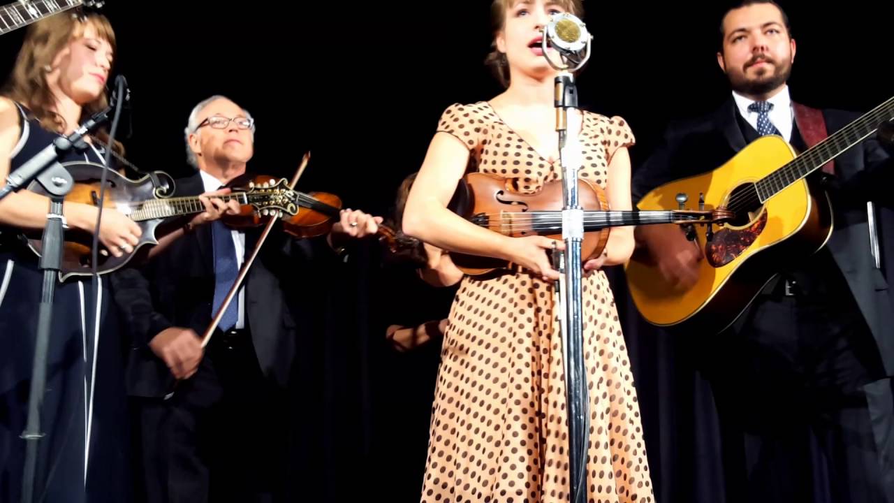 The Price Sisters / It's Happening Again - YouTube