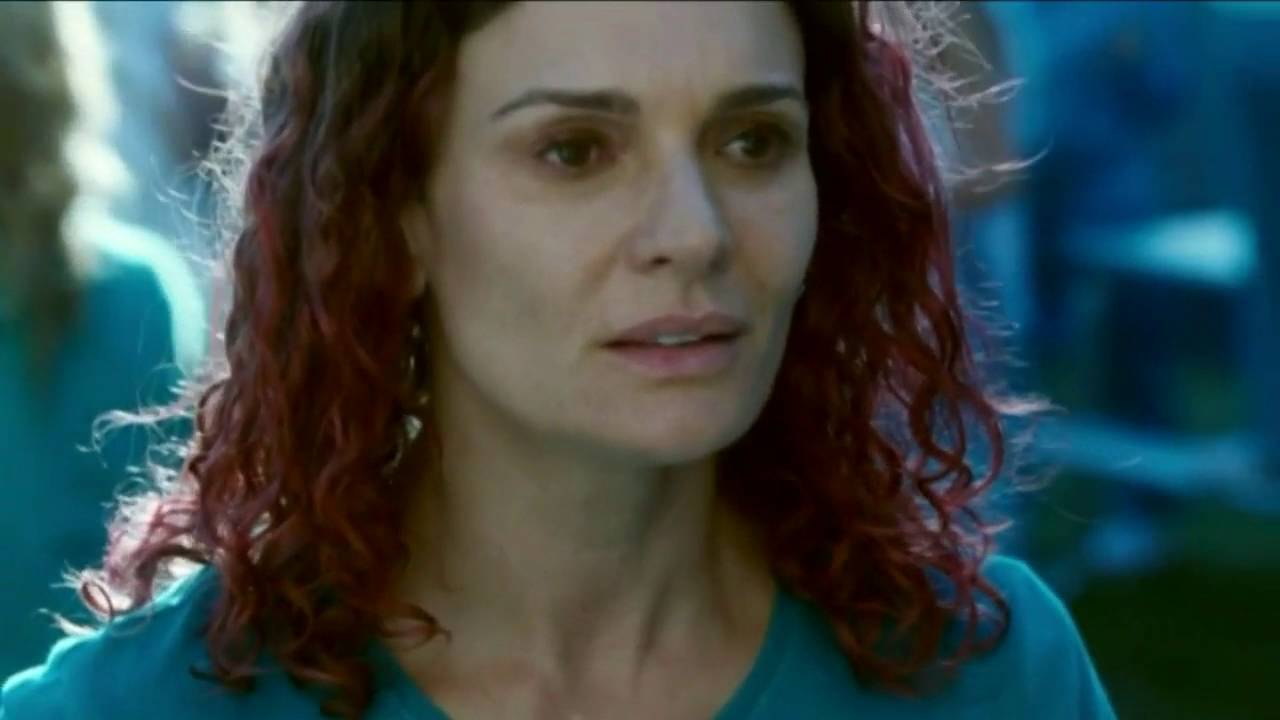 Bea Smith -(Saturn) Wait for me - YouTube