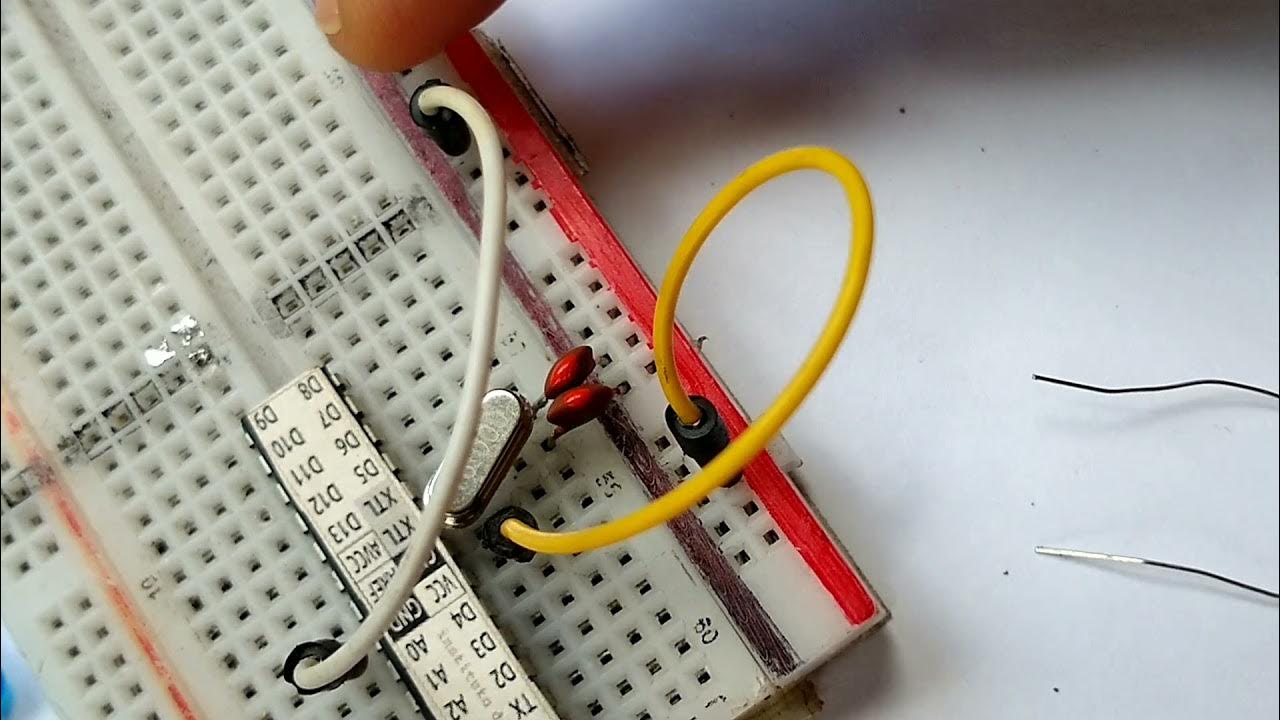 Como fazer um Arduíno Standalone na protoboard rodando o Blink!😎😎😎 ️ ️😃 ...