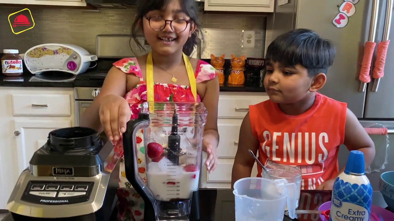 Double Chocolate Chip Strawberry Frappuccino | Kids Special - YouTube