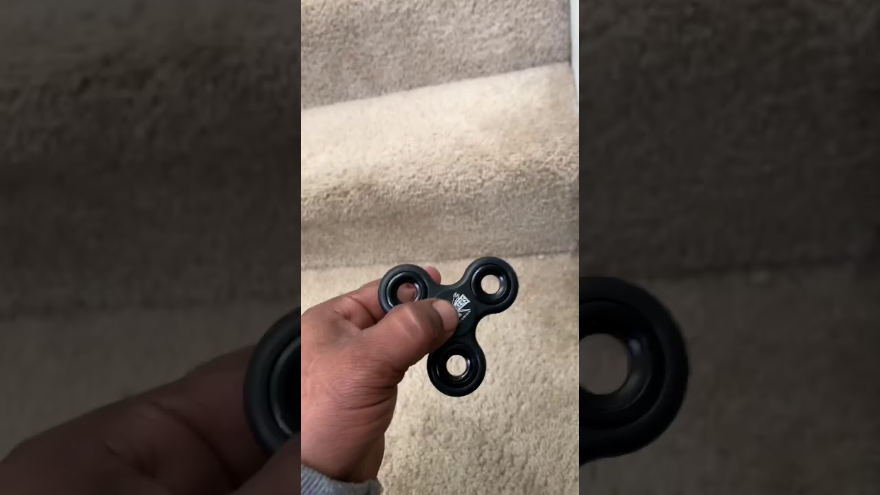 How to make a helicopter spin with a fidget spinner - YouTube