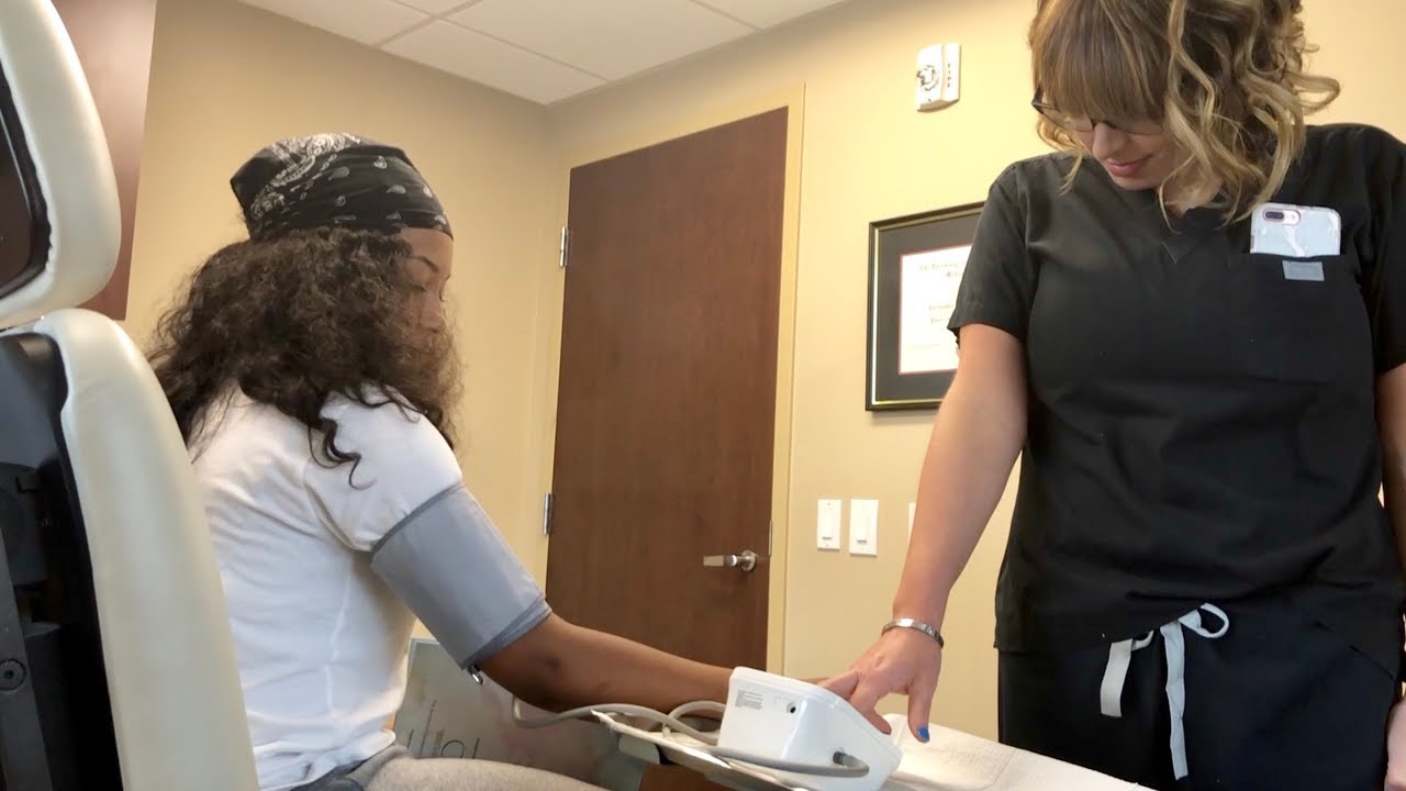 TAE IS HAVING SURGERY - YouTube