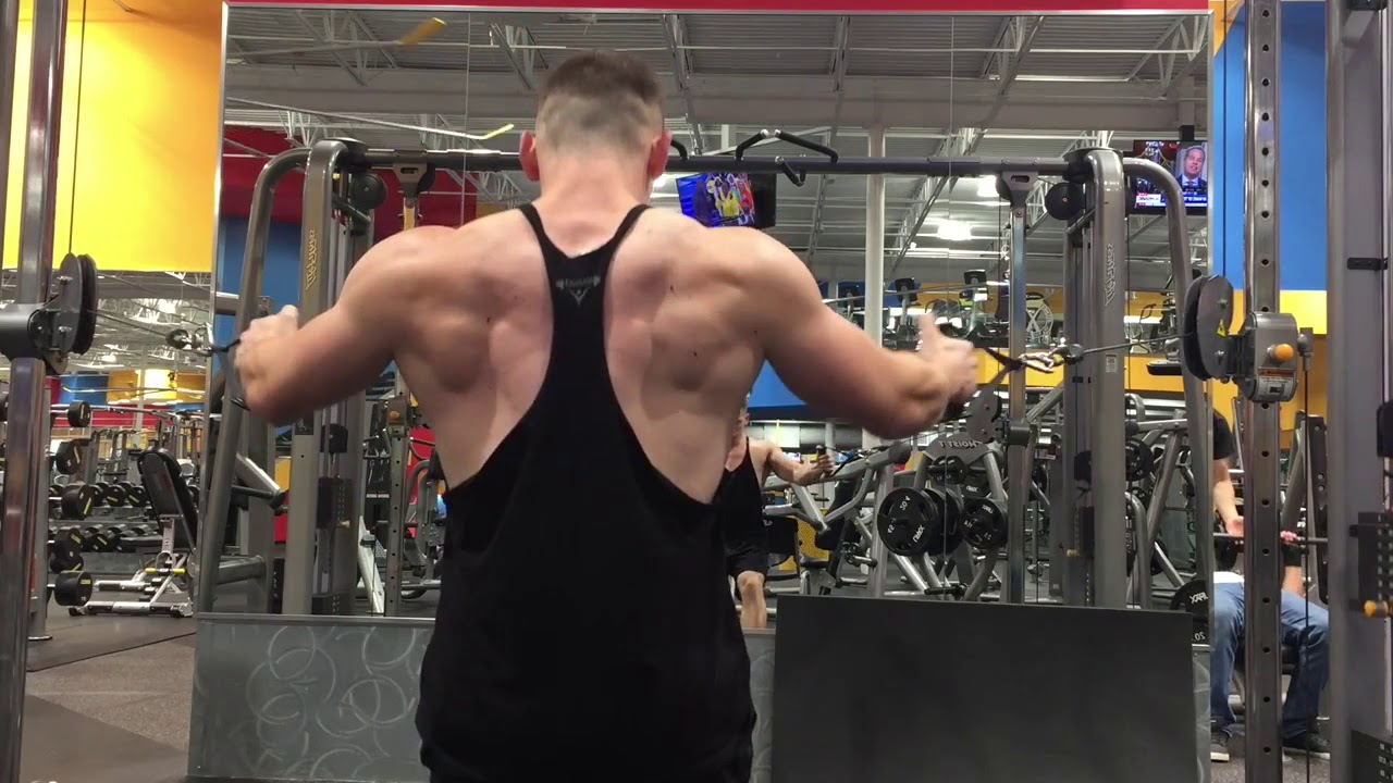 Standing Dual-Cable Row - YouTube
