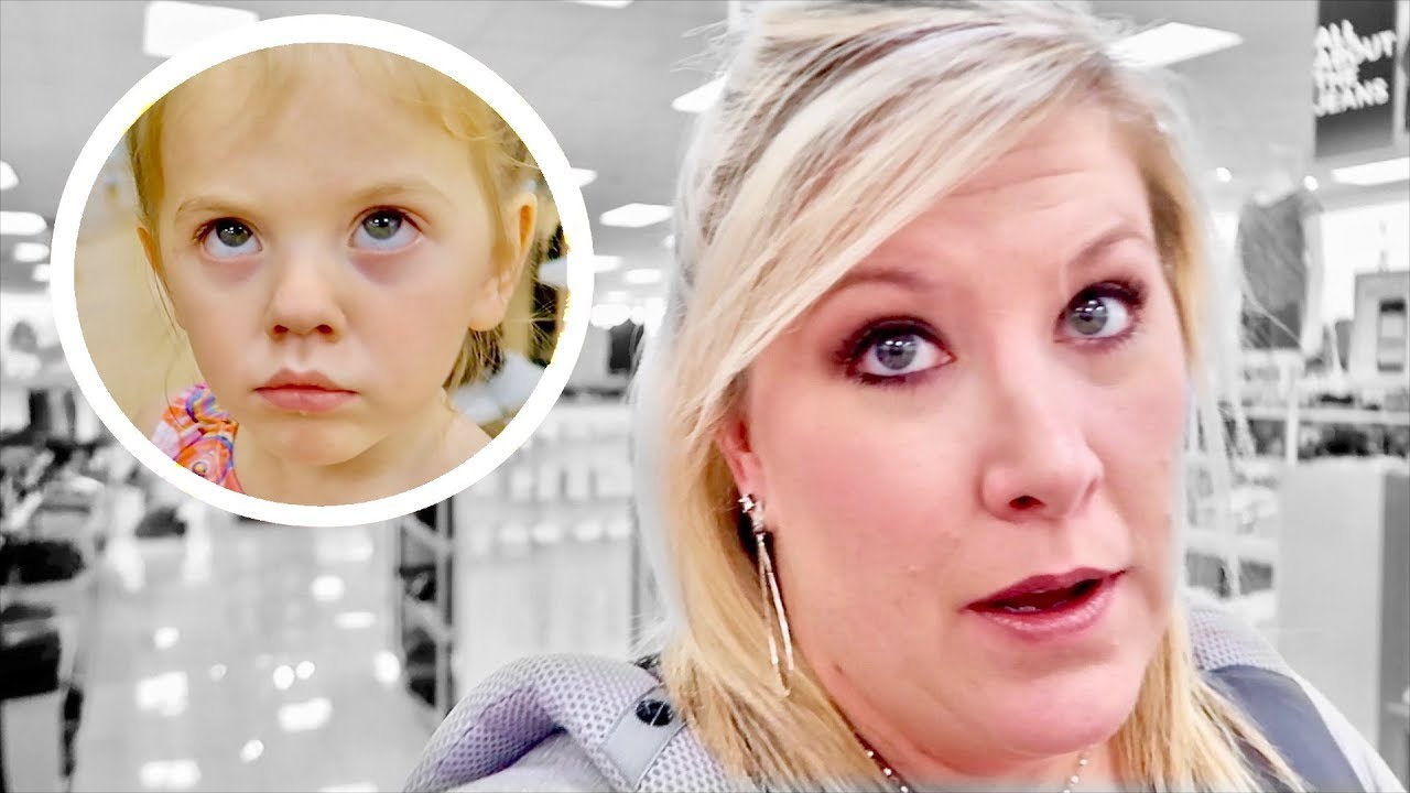 LOST IN THE STORE! - YouTube