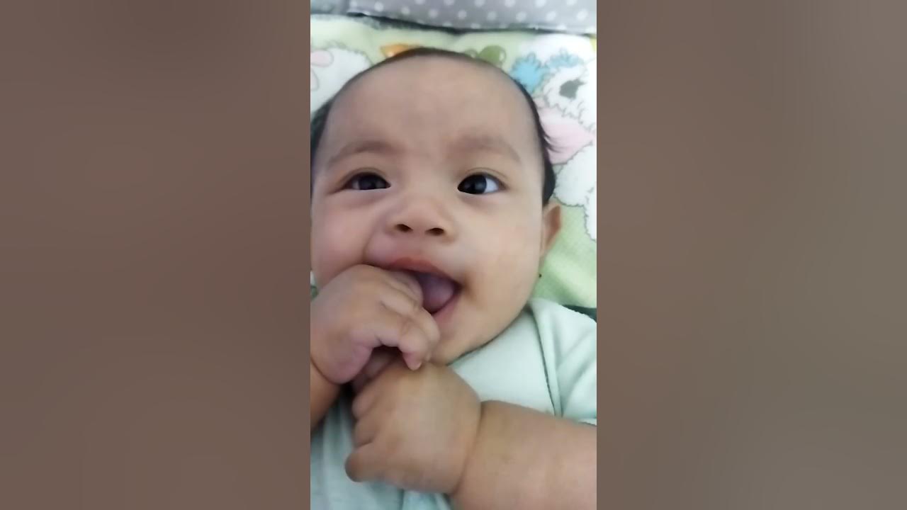 NADIRA DAN NABILA KECIL - YouTube