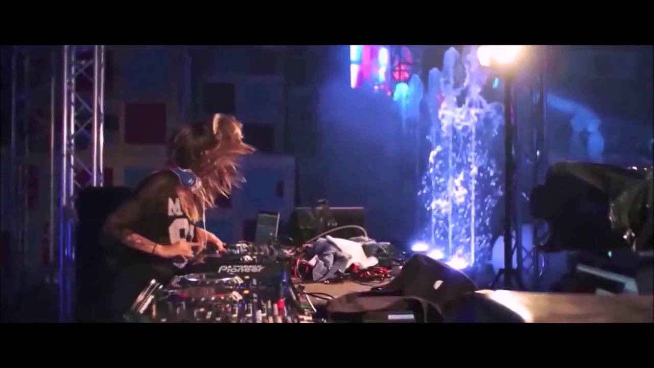 Van Snyder & Eric Clapman Dreams (Official Video) HD - YouTube