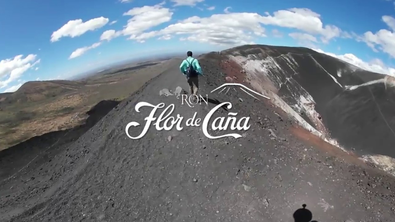 Amazing 360° Sandboarding Cerro Negro Volcano - YouTube