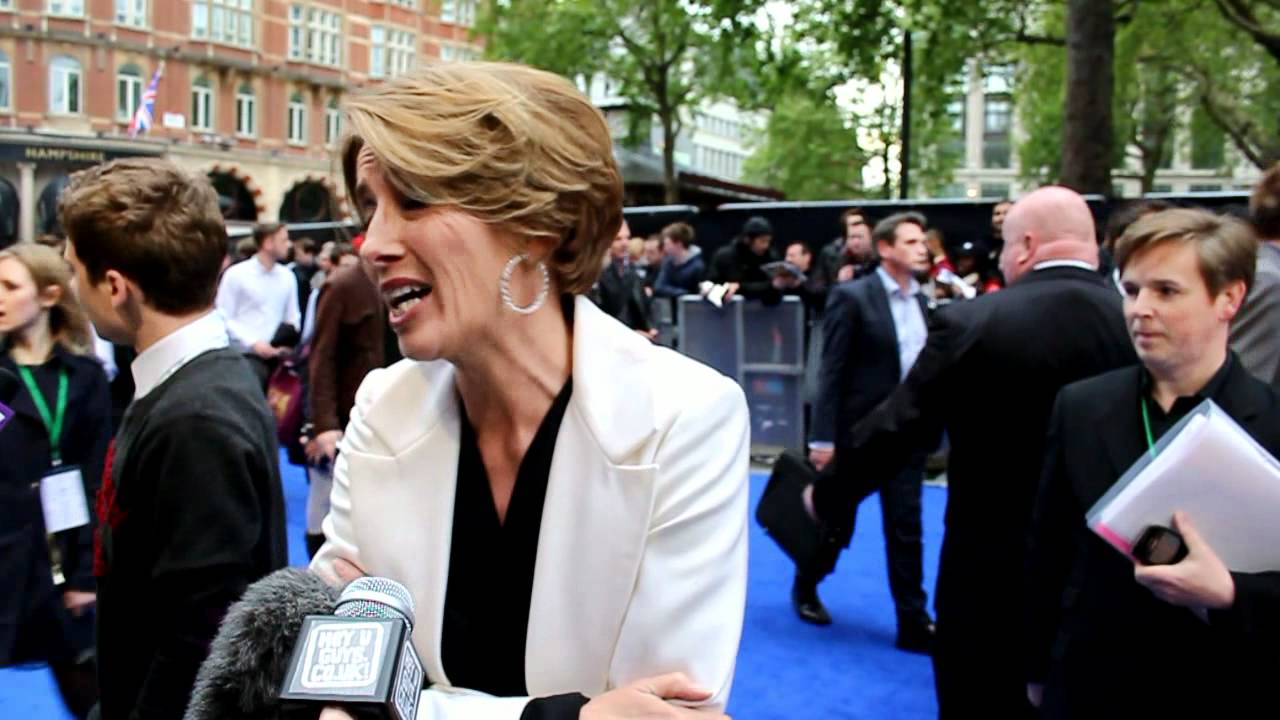 Men in Black 3 UK Premiere Interview: Emma Thompson - YouTube