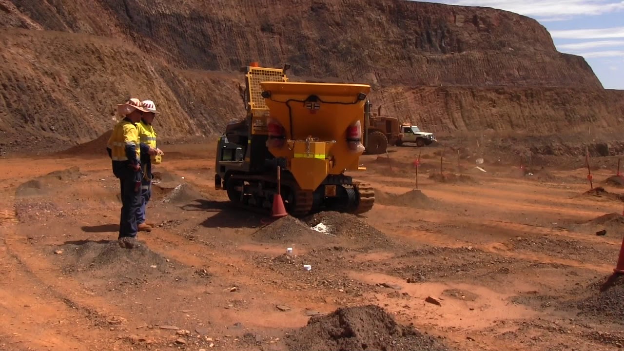 Ausroad Contour Loader - YouTube