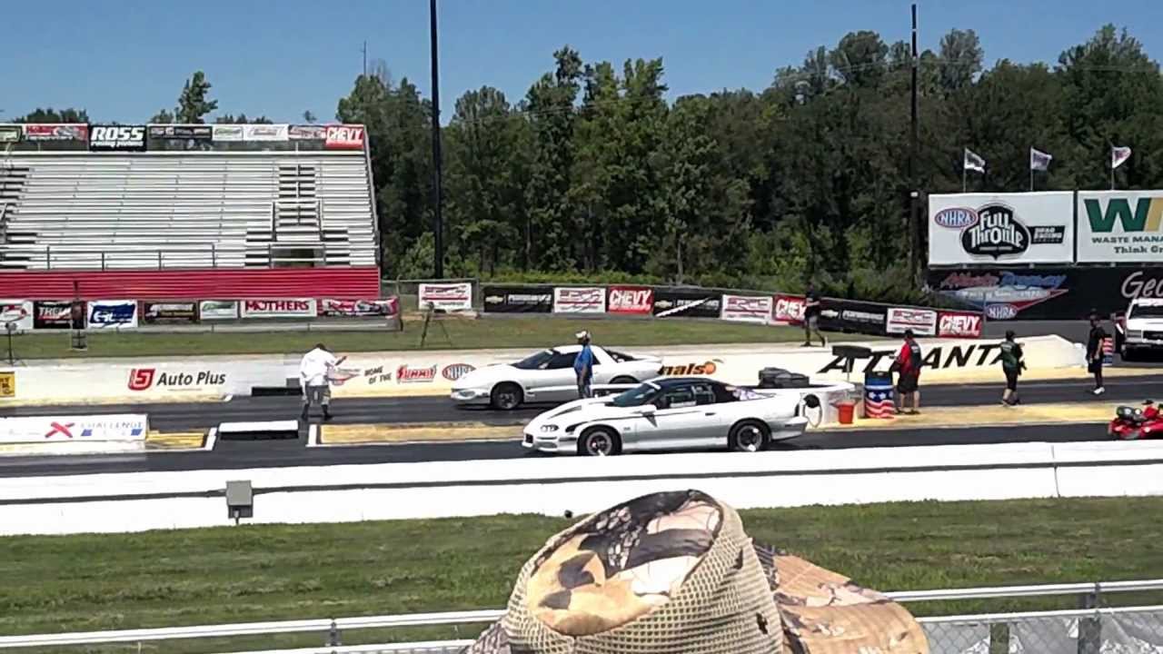 Big Wheel Stand Camaro vs Trans Am - YouTube