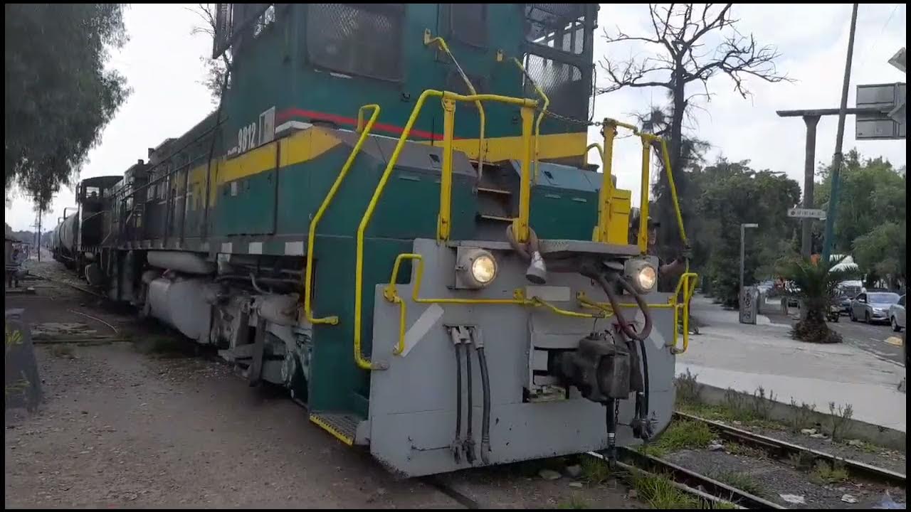 FTVM 9812-9817 saliendo del patio con tanques de tacuba Línea N - YouTube