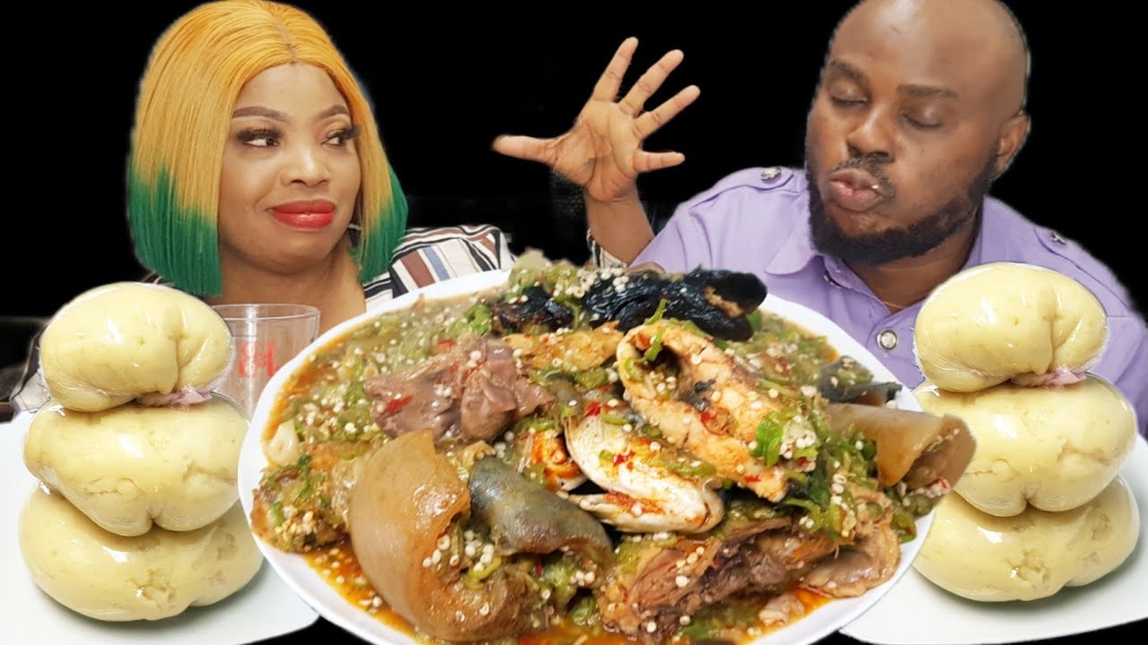 WE ALMOST GOT BURNED EATING HOT SOUP AND FUFU STRAIGHT FROM THE FIRE ...