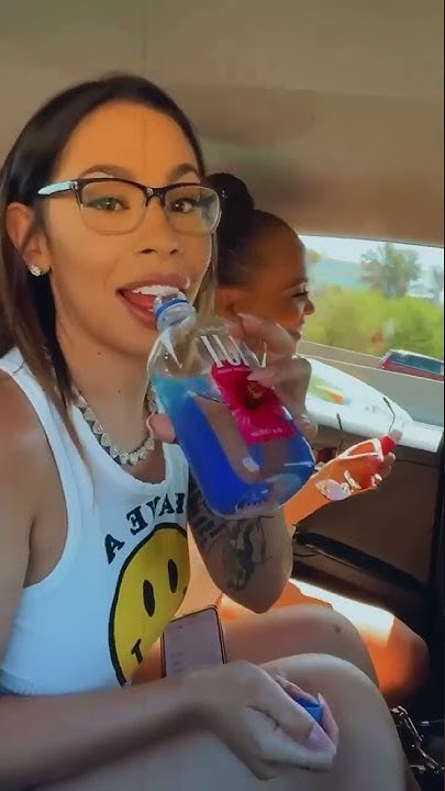 Sara Gold And Gigi Torres Becomes Bisexual Youtube