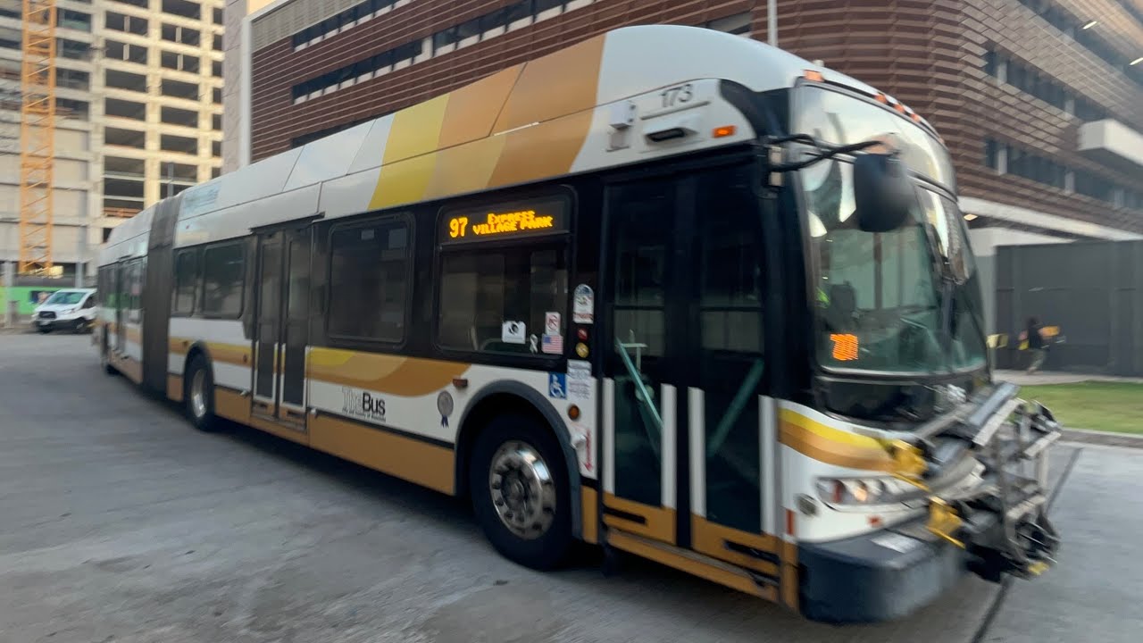 Thebus Honolulu Bus' 173 New Flyer DE60LFR Route 97 Express! Village ...