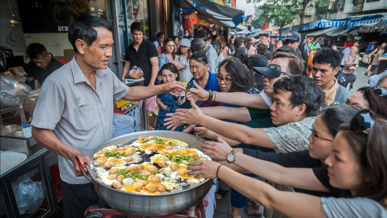 Authentic Morning Market Street Food in Saigon, Vietnam: Delightful ...
