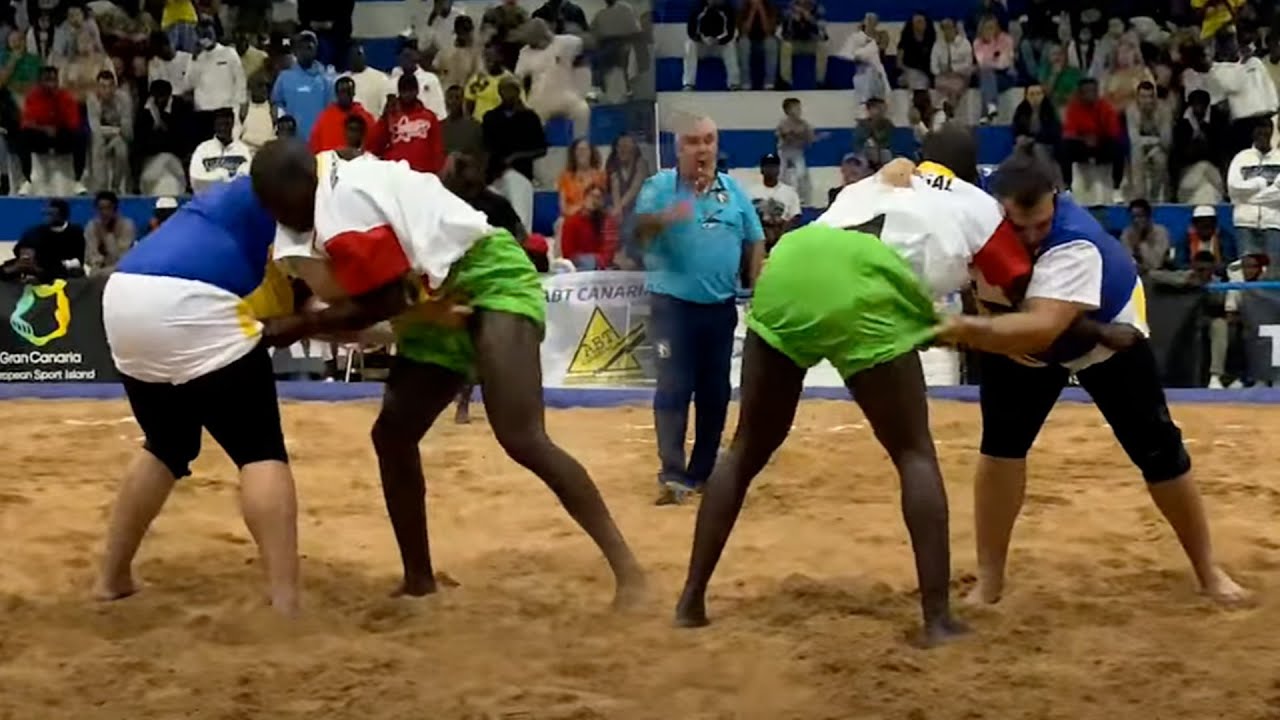 Première combat de Mama Lamine qui enregistre sa première défaite - YouTube