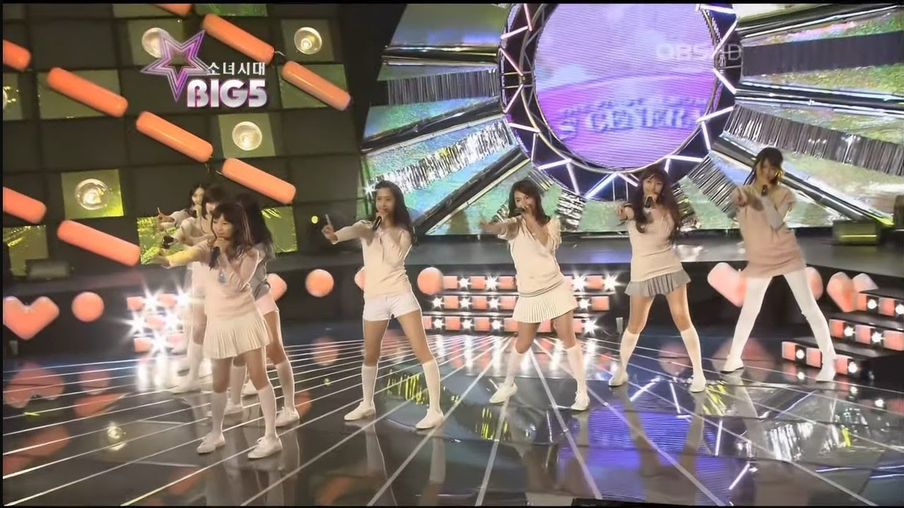 GIRLS' GENERATION - BABY BABY Live - YouTube