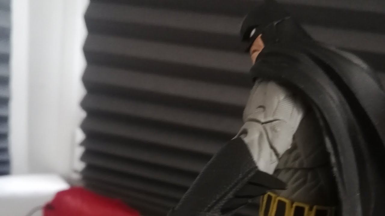 batman vs sonic - YouTube