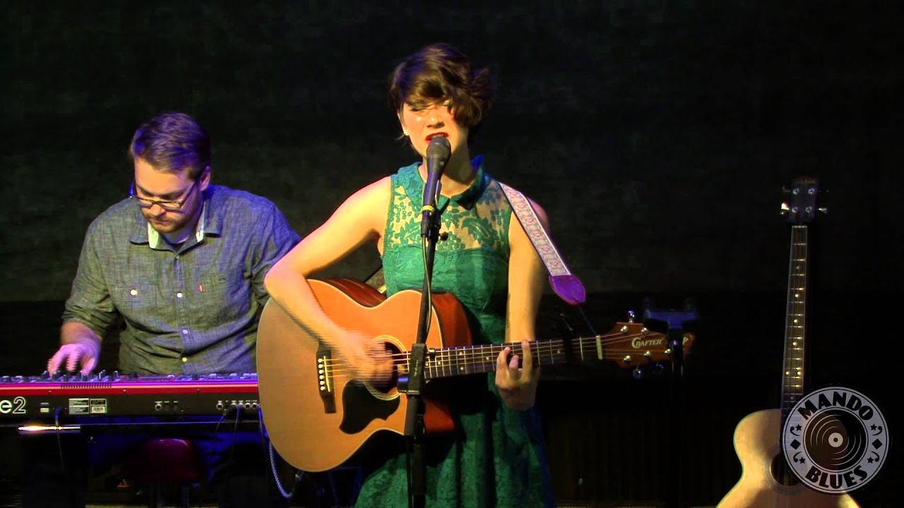 Alicia Michilli Gypsy Soul multi 5 cam - YouTube