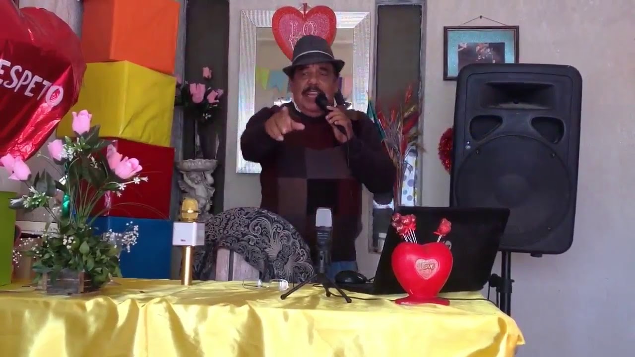 Karaoke PAYASITO de Enrique Guzman - YouTube