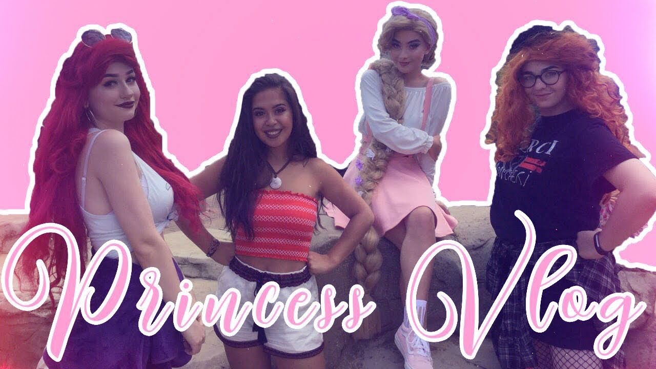 Moana, Rapunzel, Ariel & Merida go to the zoo! || Princess VLOG - YouTube