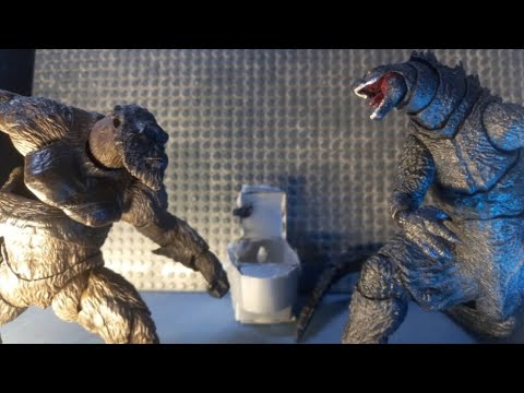 Godzilla Vs. Kong, battle for the toilet, poop war🤣 - YouTube