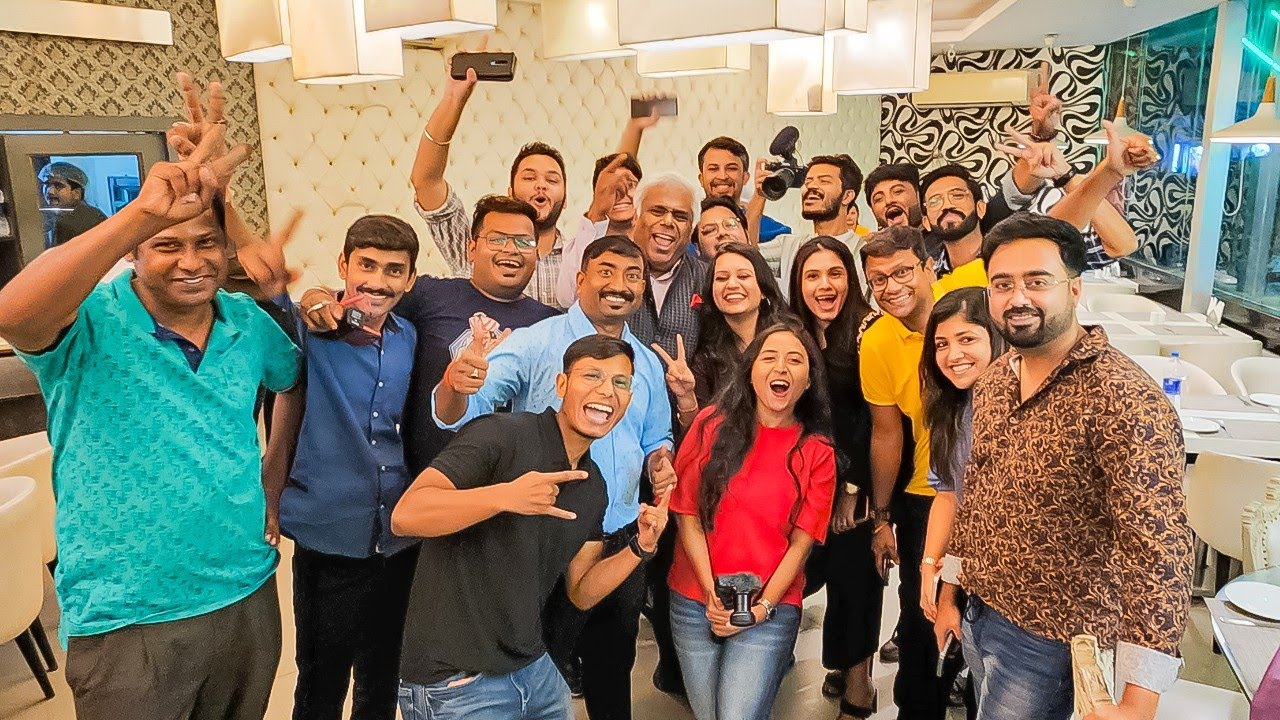 THE BIGGEST KOLKATA VLOGGERS MEET AT SHIMLA BIRYANI 🤩 #ashishvidyarthi ...
