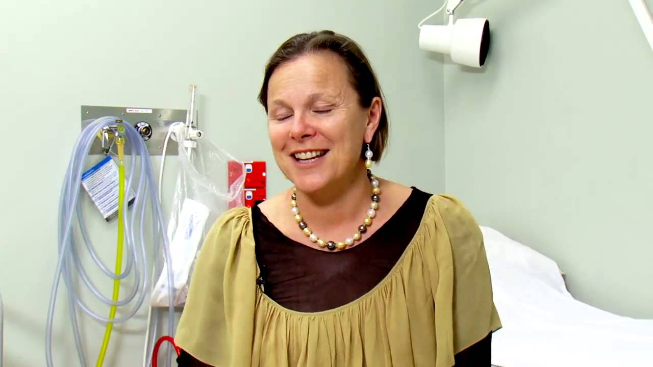 Dr Fiona Wood on spray on skin - YouTube