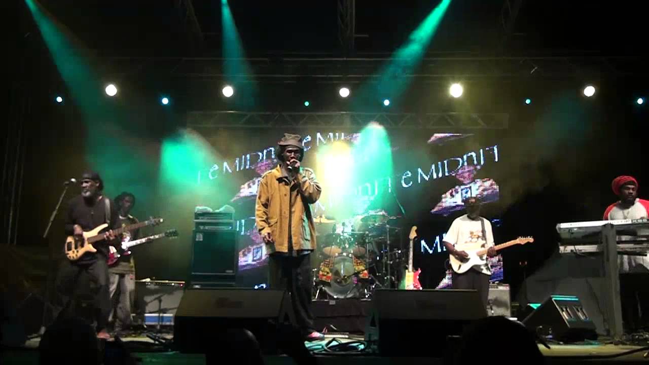 Midnite (Live in Puerto Rico) August 10, 2013 - Rasta to the Bone - YouTube