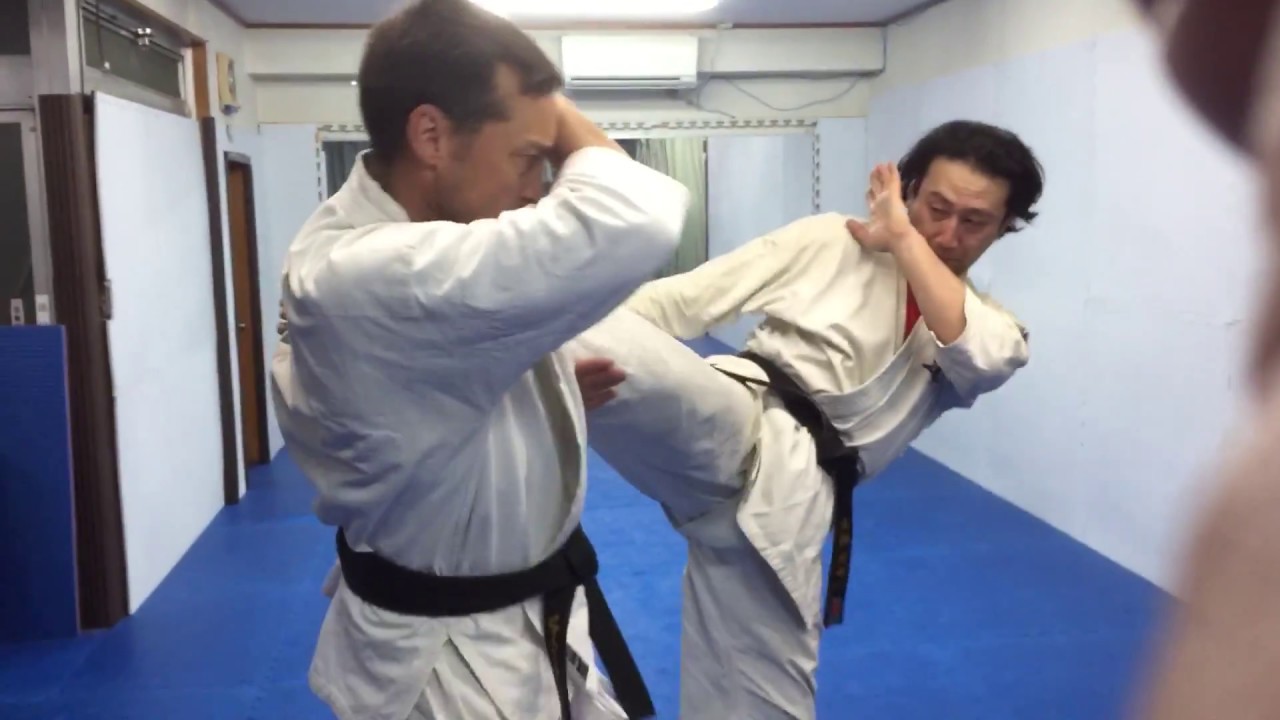 Catch kick and takedown to finish #1 - YouTube