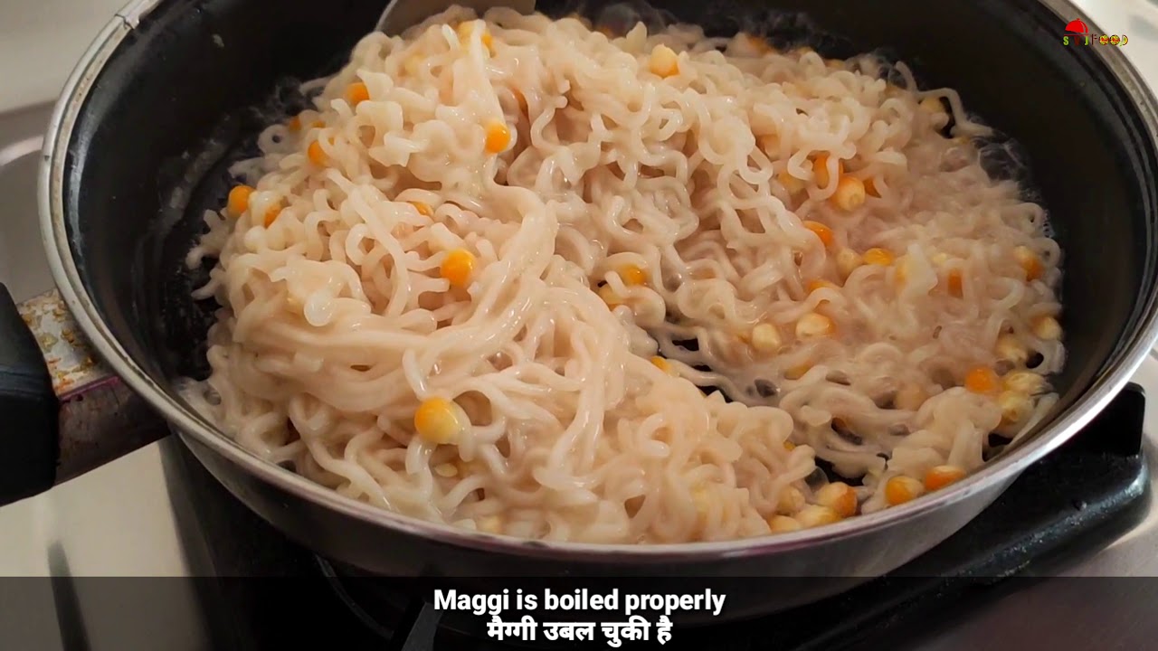 मैग्गी ऐसे बनाई है कभी ? | Alfredo Maggi Recipe | White Sauce Maggi ...