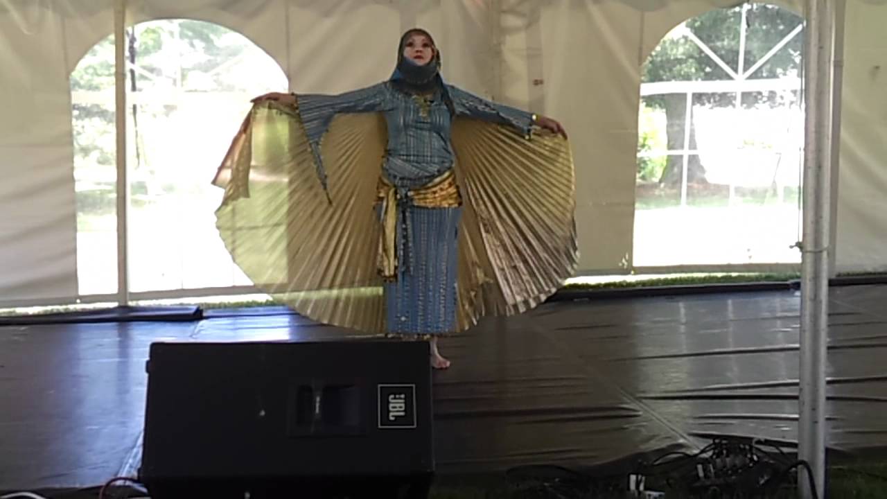 Troupe Isis intro - YouTube