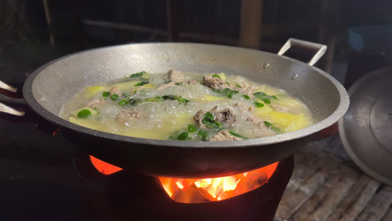 Chicken tinolang manok with papaya and marongay - YouTube