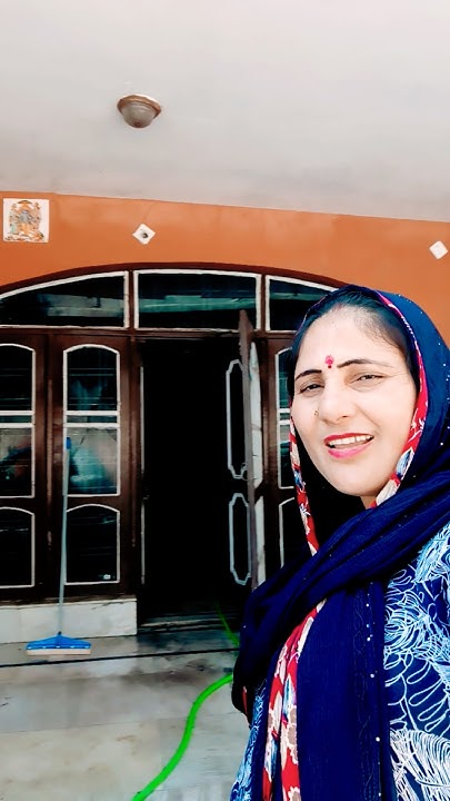 Aaj hamare ghar mein Maiya Ji Tera#sorts #bhajan #youtube #suman - YouTube