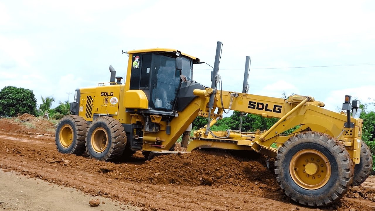 The Most Amazing Soil Push Techniques For New Foundation Road ...
