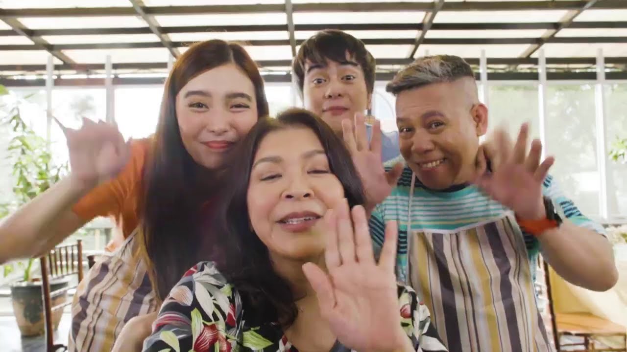 First Lady: Melody and Glenn’s family | Teaser - YouTube