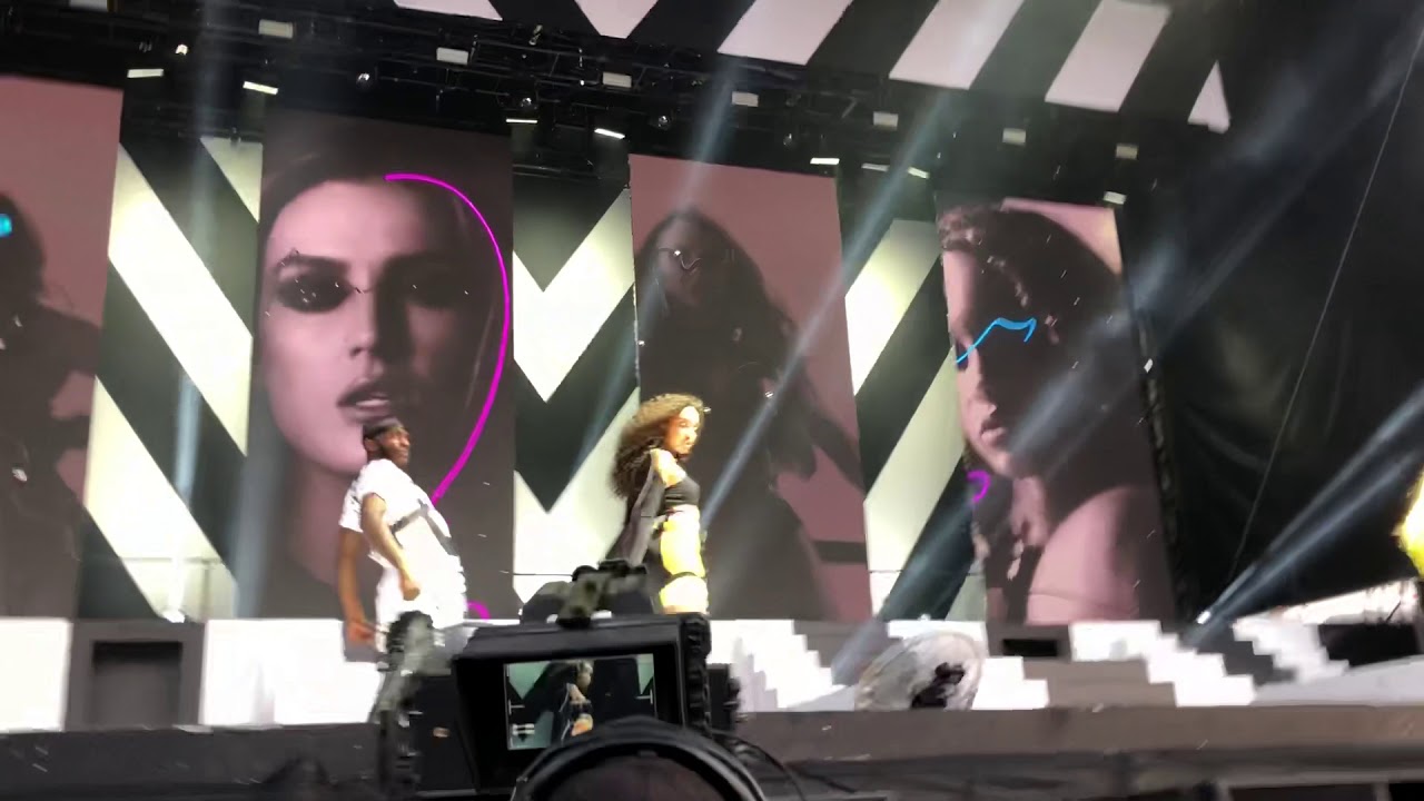 LITTLE MIX SUMMER HITS TOUR 2018 (SALUTE) - YouTube