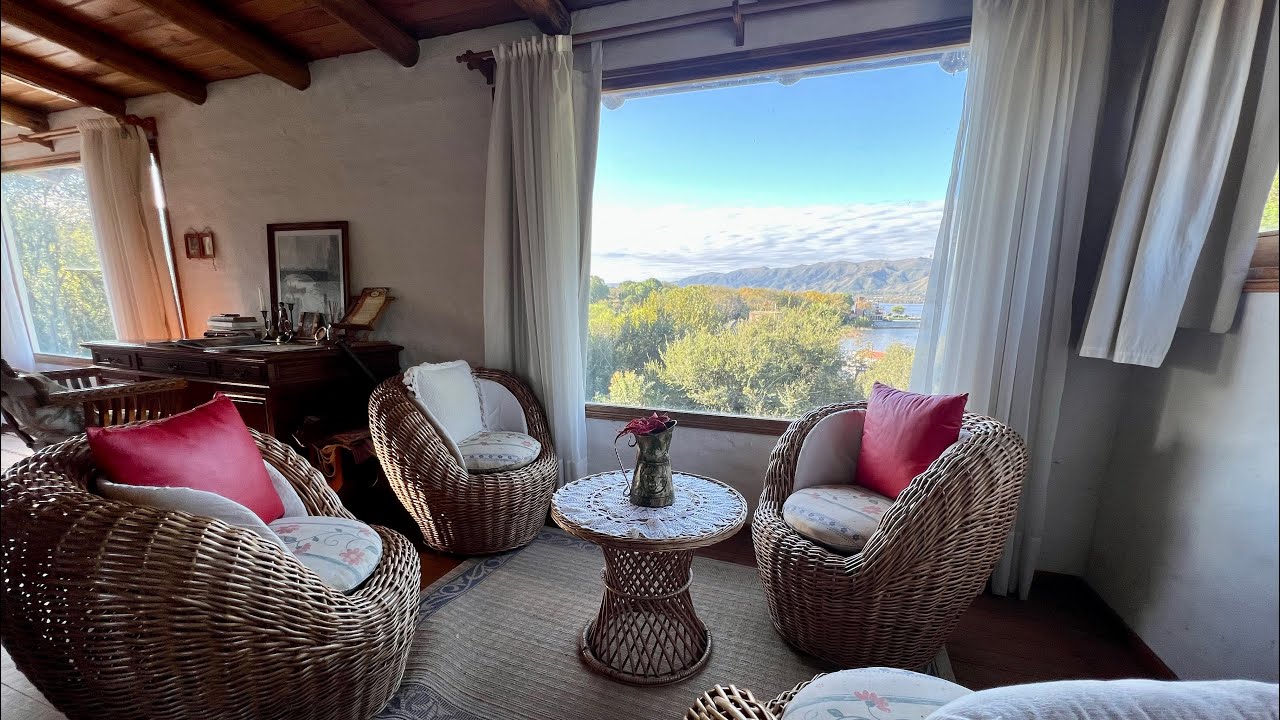 Villa del Lago Azul - Loft - Vista increíble al lago - YouTube