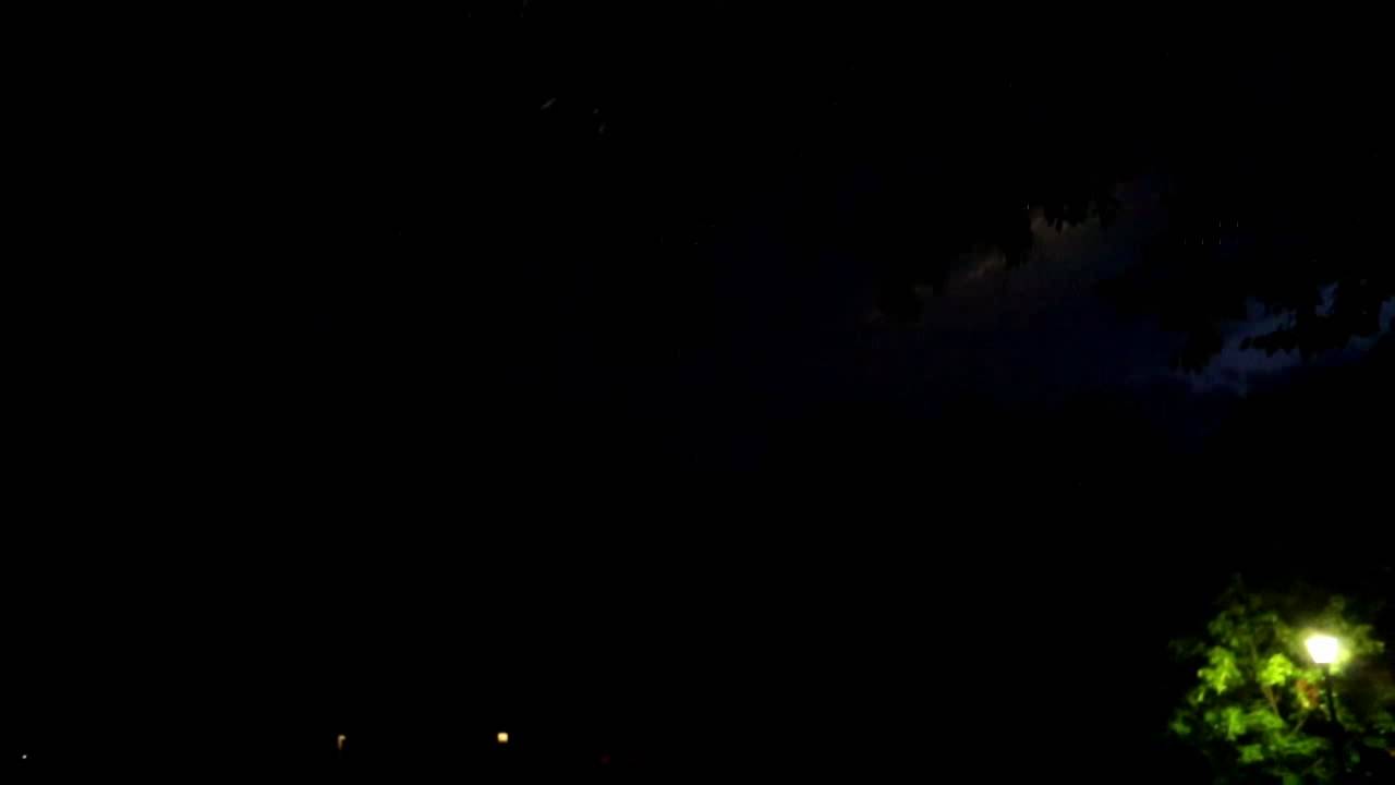 LIGHTNING! Crazy lightning storm over Medina, Ohio. June 12 2013 9:45 ...