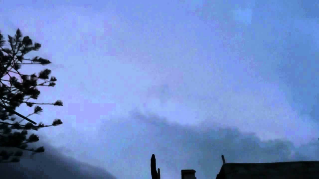 tuoni e fulmini - YouTube