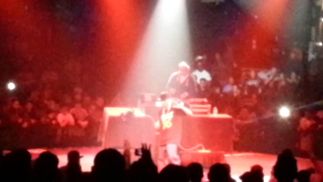 Rakim in concert - YouTube