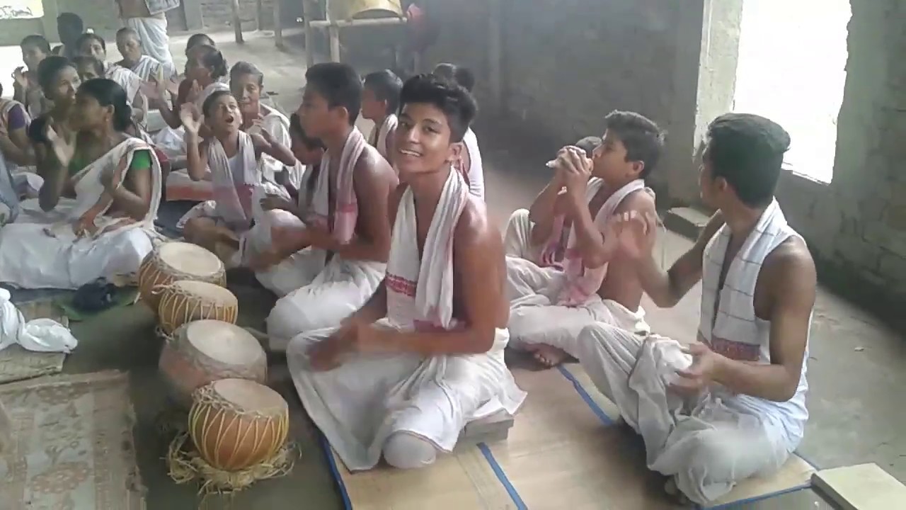 Assam Traditional Naam Kirtan - YouTube